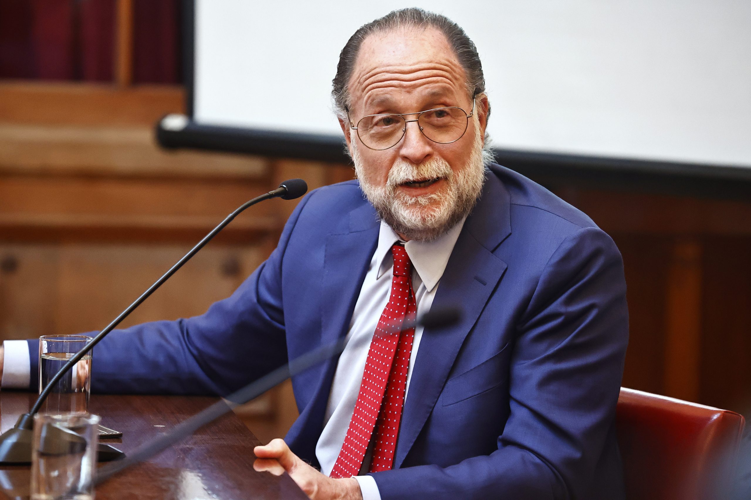 Economista Ricardo Hausmann fue nombrado Doctor Honoris Causa en la ...