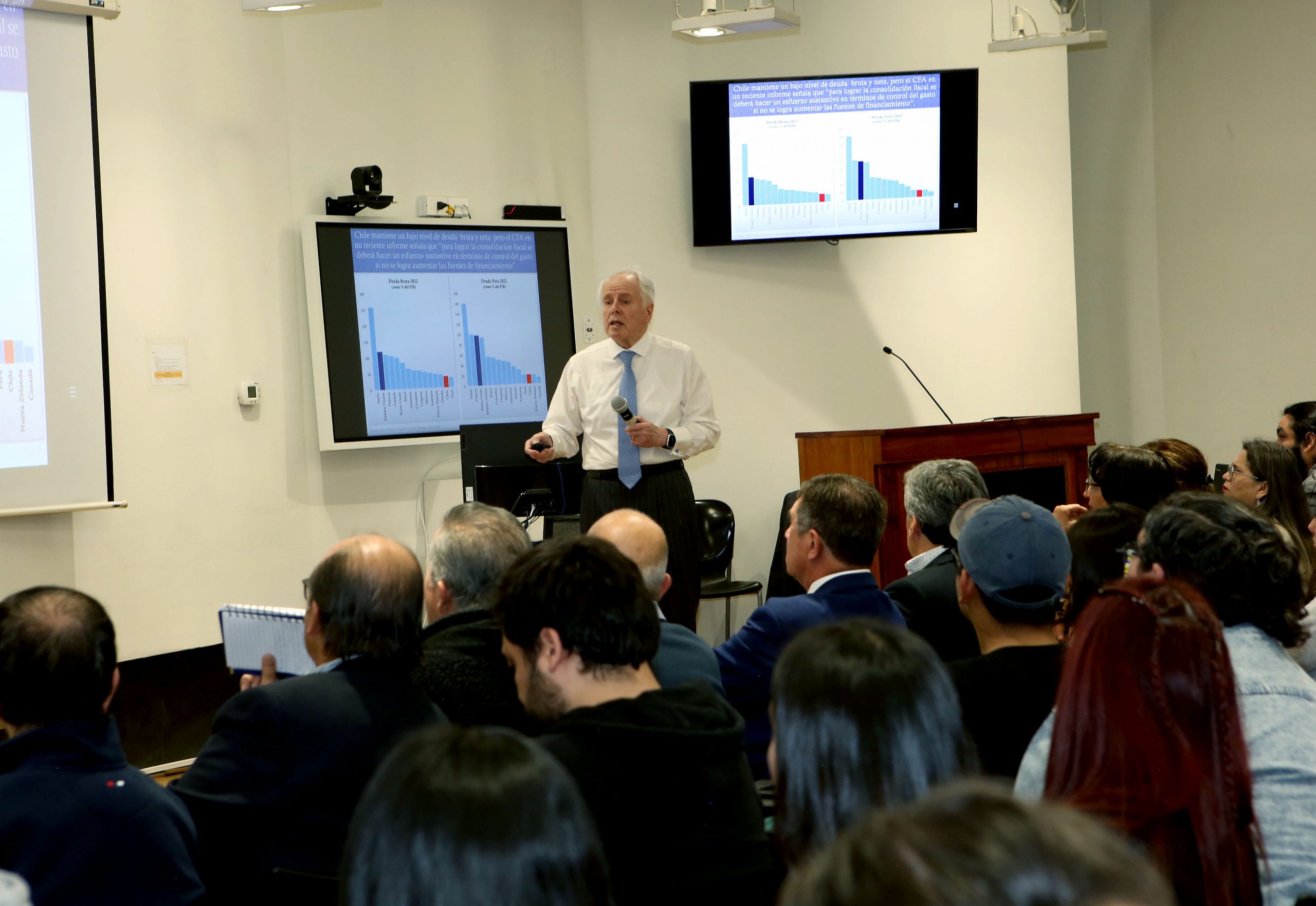 Jorge Desormeaux, miembro del Consejo Superior UDP, realiza charla ...